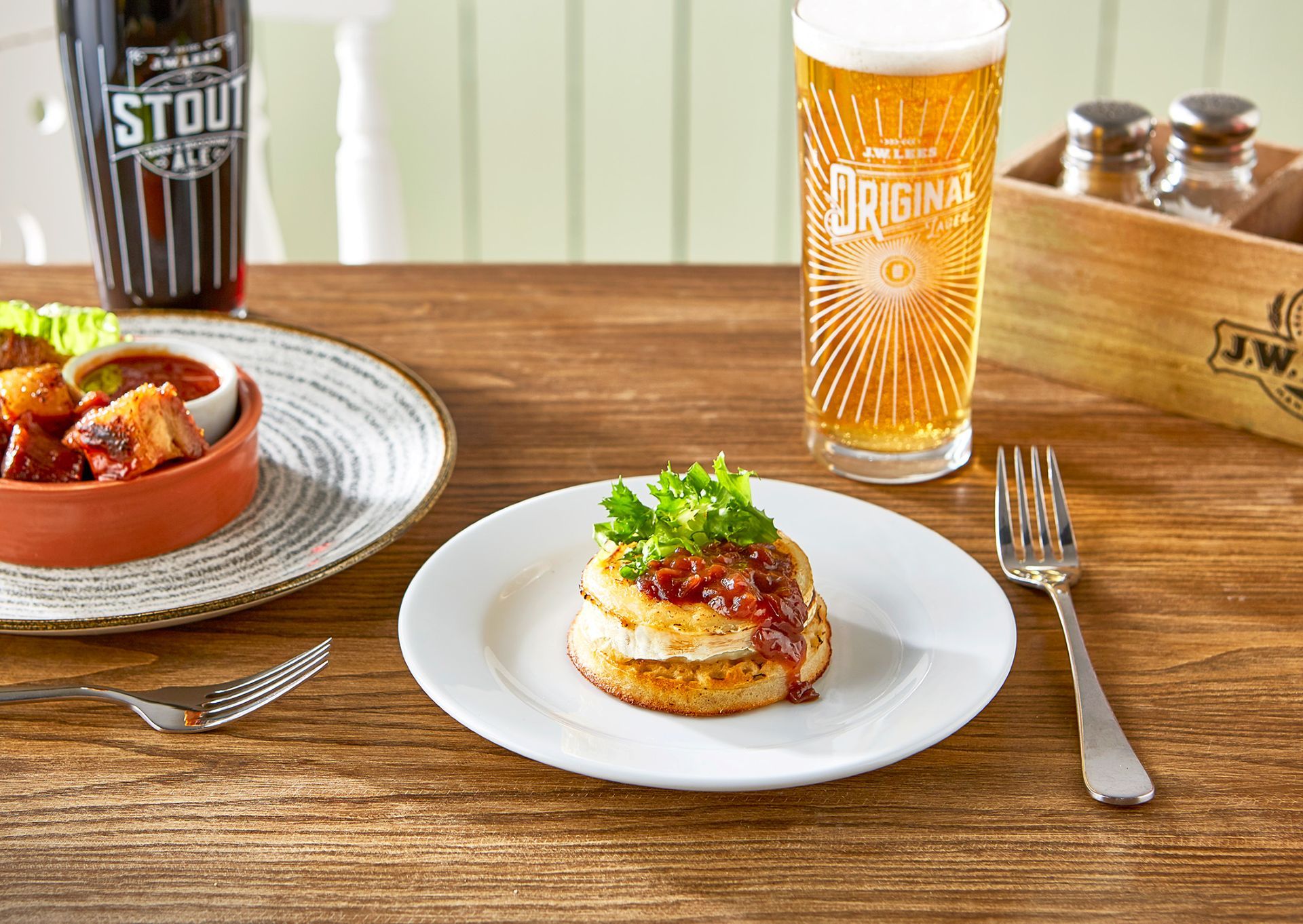 Spring Inn | Home-cooked pub classics in Burnedge, Rochdale.