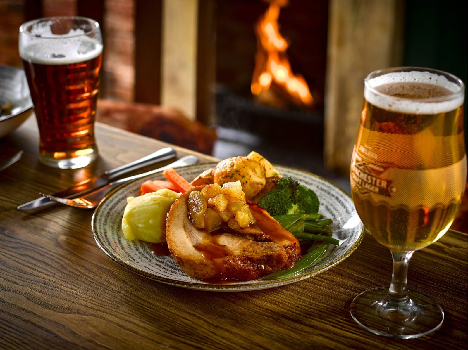 Spring Inn | Modern, cosy pub in Burnedge, Rochdale