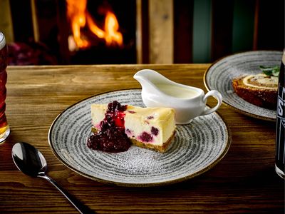 Spring Inn | Home-cooked pub classics in Burnedge, Rochdale.