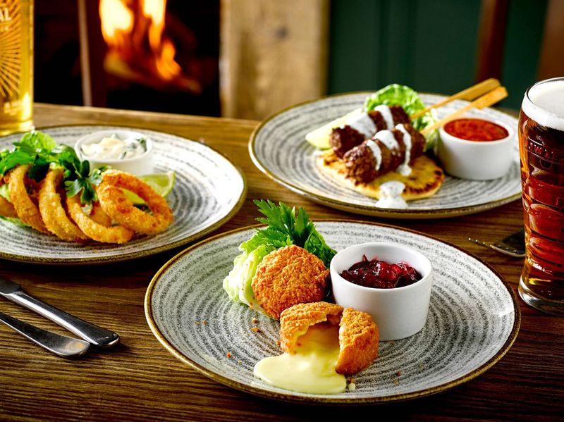 Spring Inn | Home-cooked pub classics in Burnedge, Rochdale.
